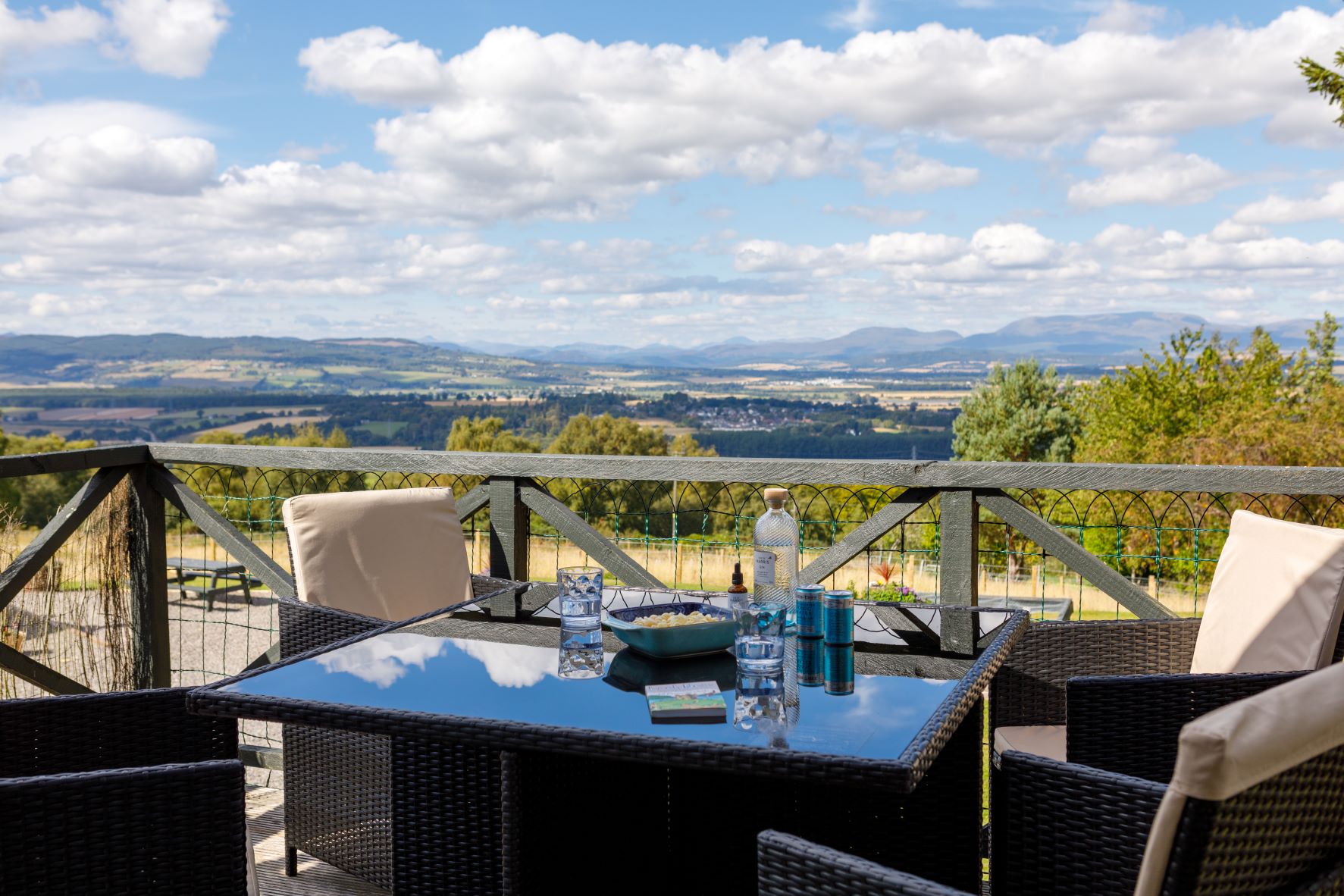 Pine Chalets,Inverness – The perfect location for touring the Scottish ...